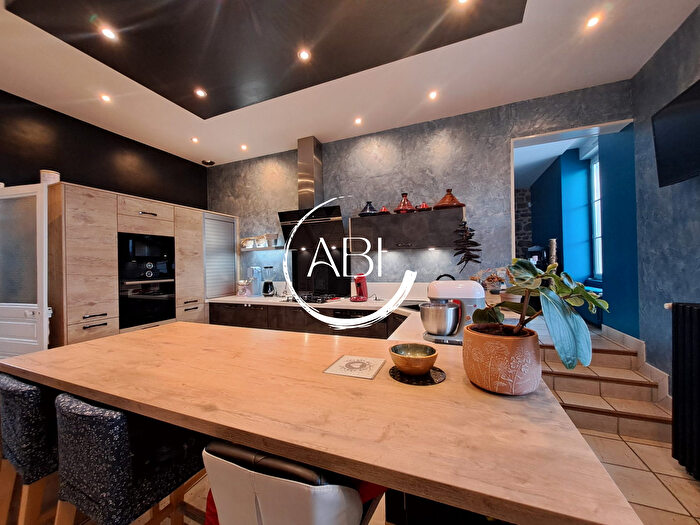 Maison à vendre - La Ferté-Macé - 8 pièces - 6 chambres