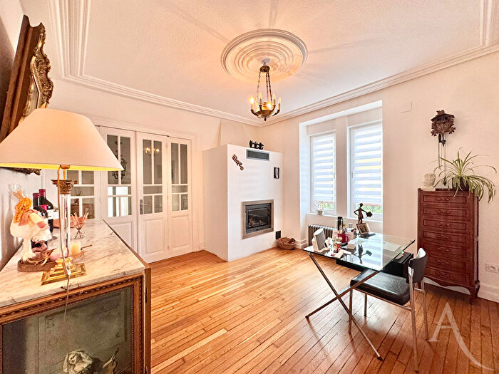 Maison à vendre - Mancieulles - 9 pièces - 5 chambres