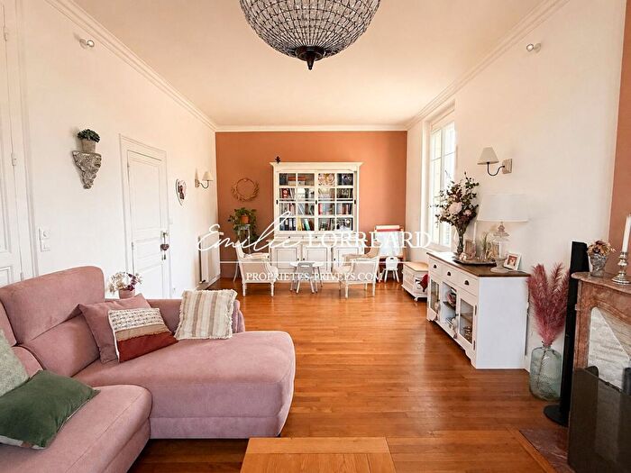 La Suze-sur-Sarthe : Maison 6 pièces à vendre
