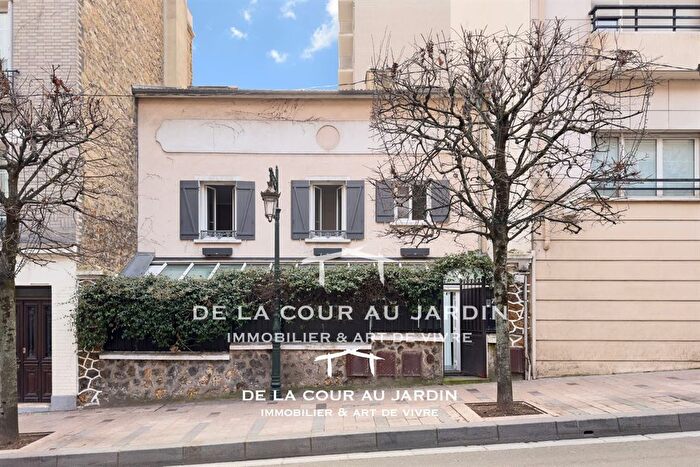 Maison à vendre - Puteaux, Centre-ville - 8 pièces - 4 chambres