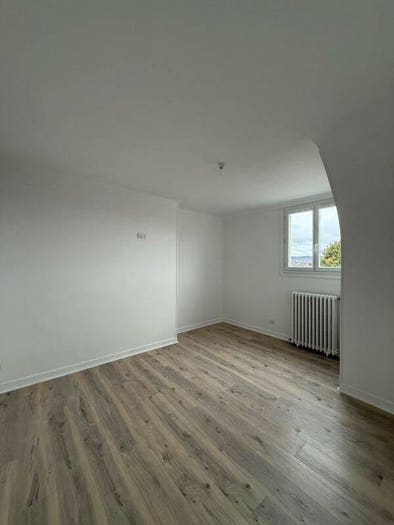 Appartement 2 pièces à louer à Centre Ville-Petit Margny, Compiègne