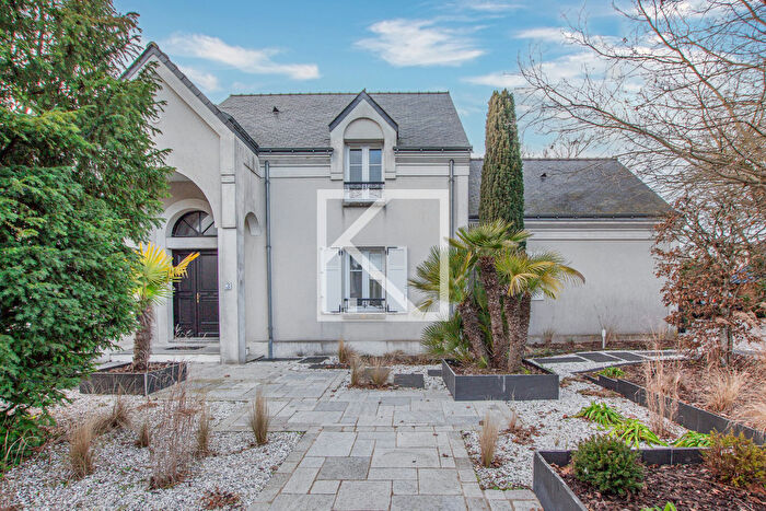 Maison à vendre - Les Ponts-de-Cé - 8 pièces - 4 chambres