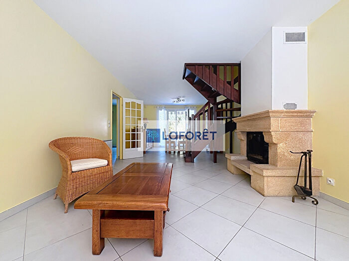 Brie-Comte-Robert, Centre-ville : Maison 5 pièces à vendre