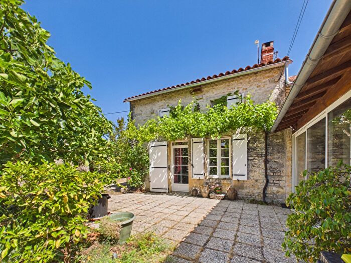 Saint-Front - Maison 7 pièces à vendre