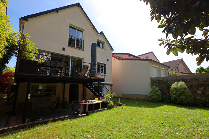 Clamart, Jardin Parisien : Maison 6 pièces à vendre
