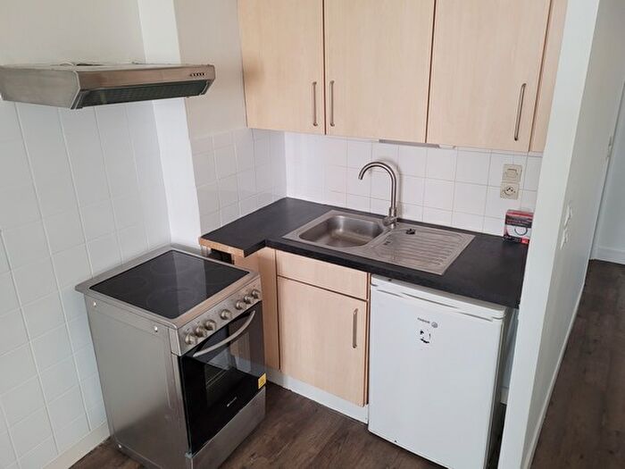 Appartement à louer - Clermont-Ferrand, Jaude, Fontgiève Saint-Alyre - 2 pièces - 1 chambre