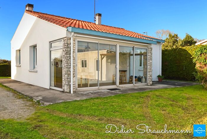 Maison à vendre - Aigrefeuille-dAunis - 3 pièces - 2 chambres