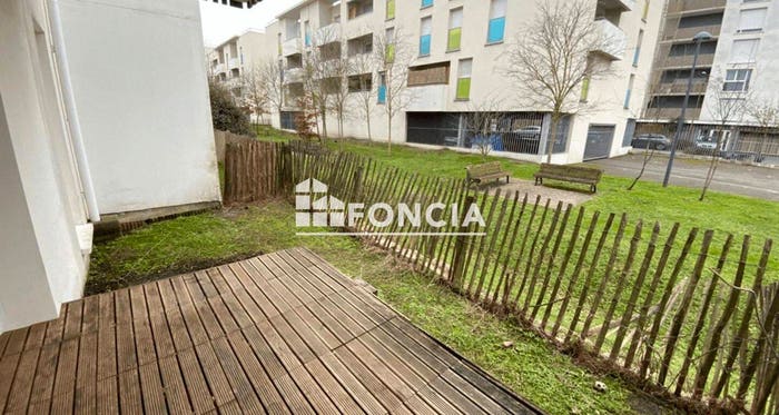 Genicart, Lormont : Appartement 2 pièces à louer