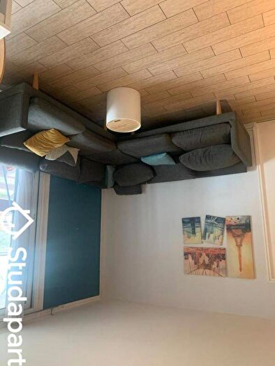 Appartement à louer - Champs Elysees, Évry-Courcouronnes - 6 pièces