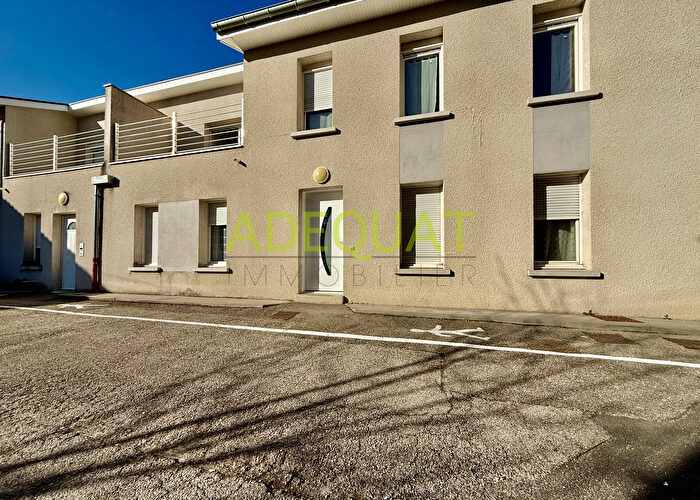 Appartement à vendre - Bourgoin-Jallieu, Libération, Barbusse - 3 pièces - 2 chambres