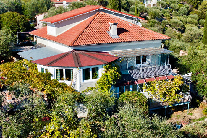 Saint-André-de-la-Roche : Maison 7 pièces à vendre