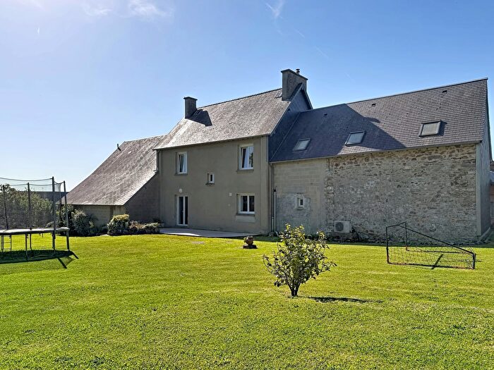 Maison 7 pièces à Cavigny, à vendre