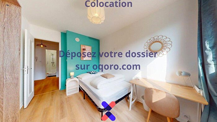 Appartement à louer - La Villette, Lyon ème arrondissement - 6 pièces - 5 chambres