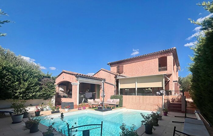 Maison à vendre - Vidauban - 5 pièces - 4 chambres