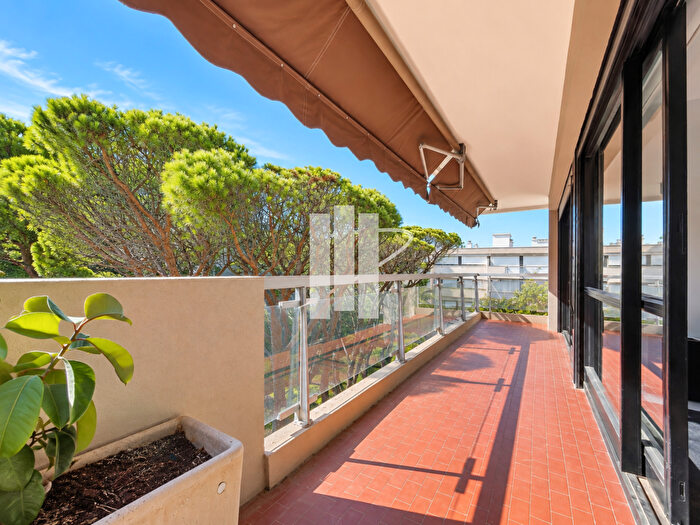 Appartement 5 pièces à Saint-Raphaël, Les Arênes, à vendre
