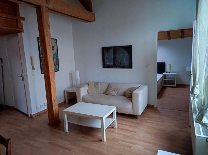 Appartement 2 pièces à Nierme et Geilles, Oyonnax, à louer