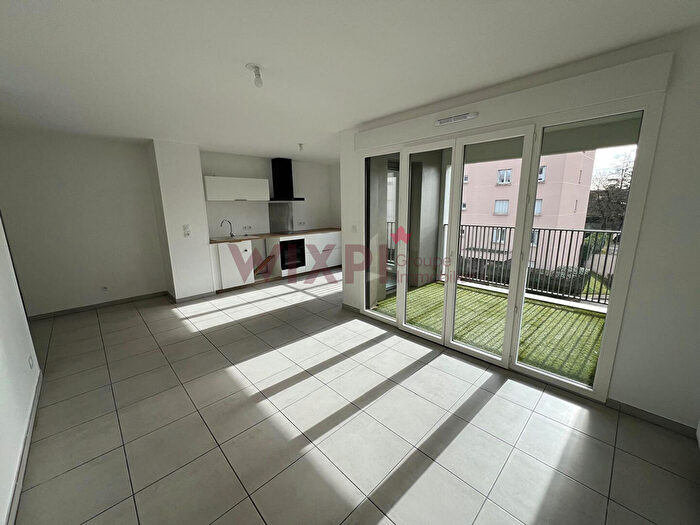 Appartement à louer - Villeurbanne, Les Poulettes - 3 pièces - 2 chambres