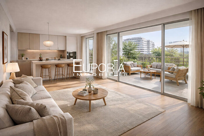 Appartement à vendre - Issy-les-Moulineaux, Les Epinettes, Le Fort, Les Hauts dIssy - 5 pièces - 4 chambres