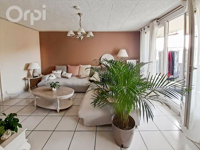 Saint Laurent-Les Roncettes, Crépy-en-Valois - Appartement 3 pièces à louer