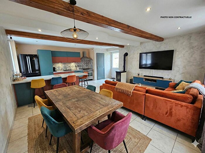 Maison à vendre - Saint-Chamond - 4 pièces - 3 chambres