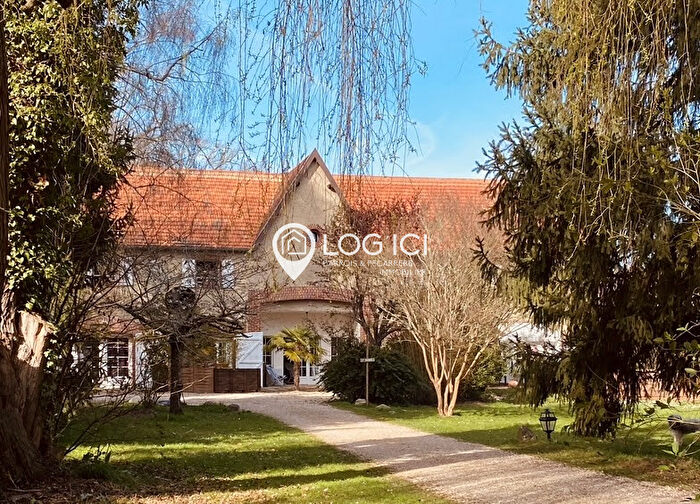 Maison à vendre - Pontiacq-Viellepinte - 20 pièces - 6 chambres