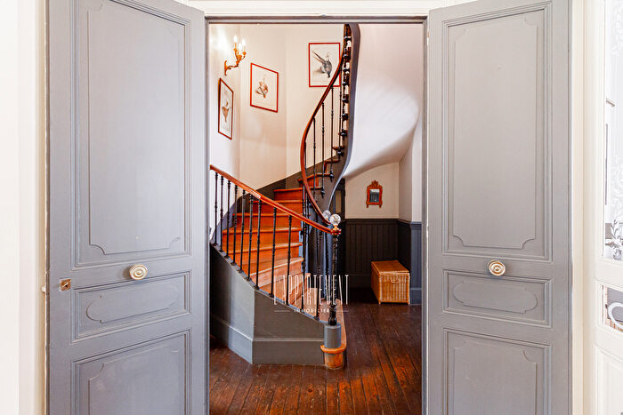 Maison à vendre - Toulouse, Les Châlets - 8 pièces - 6 chambres