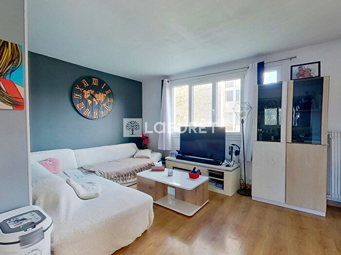 Appartement à vendre - Les Clayes-sous-Bois, Nord - 4 pièces - 2 chambres