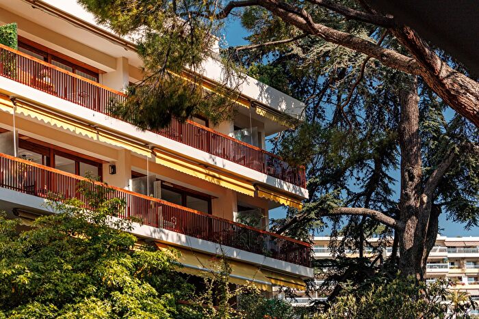 Appartement à vendre - Nice, Saint-Maurice - 2 pièces - 1 chambre