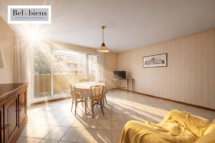 Appartement à vendre - Thiais, Centre-ville - 5 pièces - 3 chambres