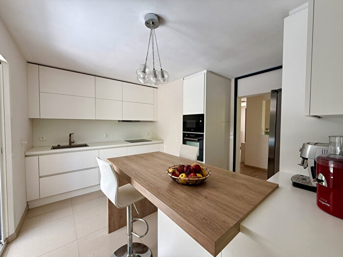 Maison 6 pièces à vendre à Saint-Clément-de-Rivière