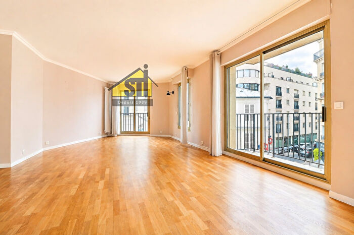 Appartement 3 pièces à Paris 14ème, Montparnasse, Raspail, à vendre