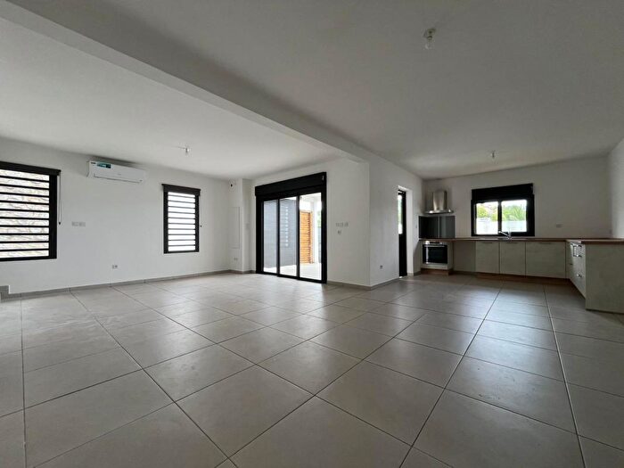 Maison à vendre - Saint-Pierre, La ligne des Bambous, La Concession - 4 pièces - 3 chambres