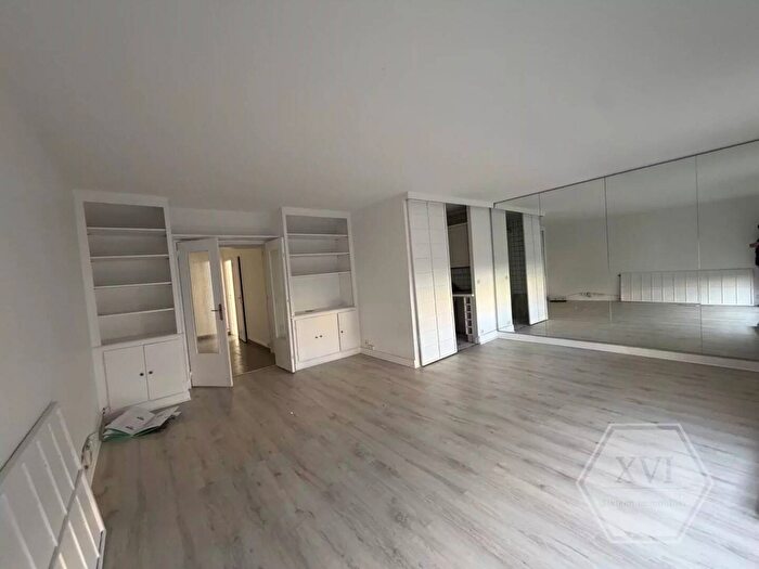 Epinettes-Bessières, Paris 17ème arrondissement - Appartement 2 pièces à louer