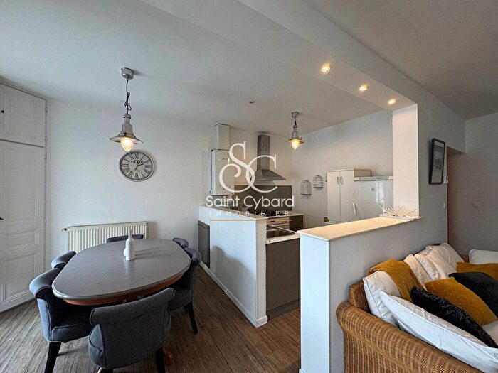 Maison à louer - Centre, Ruelle-sur-Touvre - 5 pièces - 4 chambres