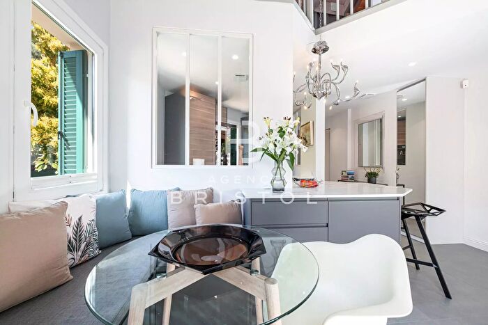 Appartement à vendre - Beaulieu-sur-Mer - 3 pièces - 1 chambre