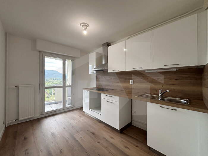 Appartement 4 pièces à louer à Meylan, Ile d'Amour