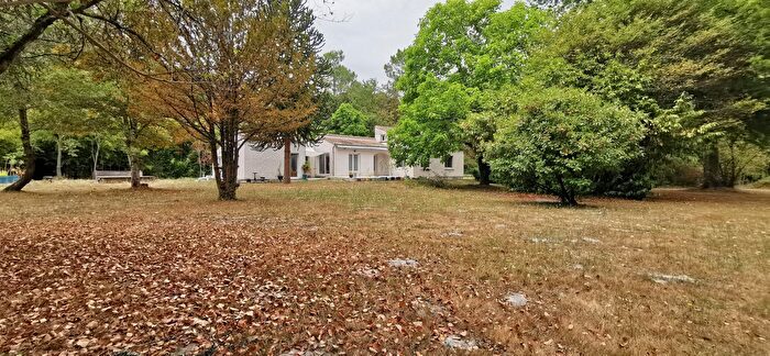 Maison à vendre - Cézac - 7 pièces - 5 chambres