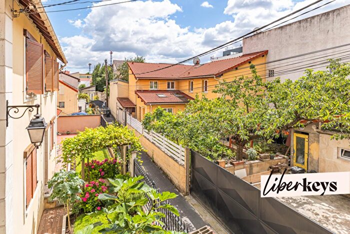 Appartement à vendre - Pierrefitte-sur-Seine - 2 pièces - 1 chambre