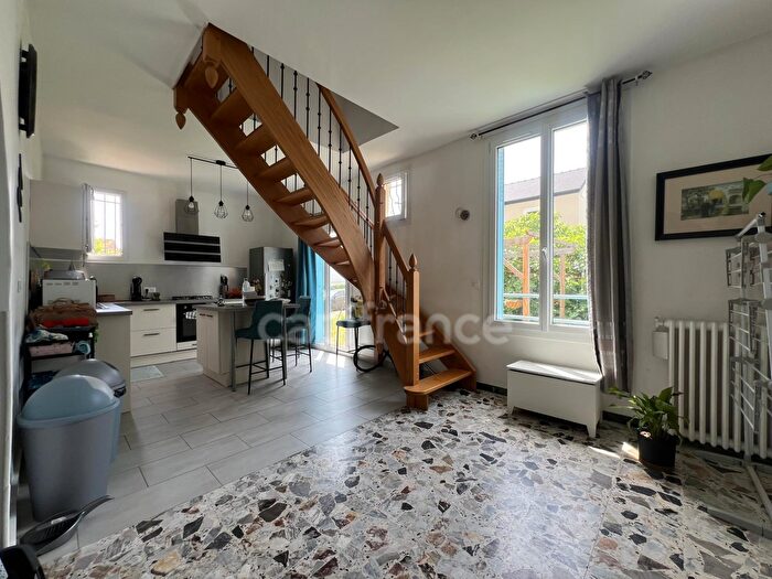 Montigny-lès-Cormeilles, République : Maison 5 pièces à vendre