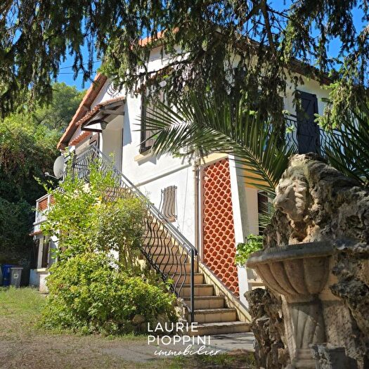 Maison à vendre - Aubagne, Longuillar, Perussone, Charrel - 6 pièces - 4 chambres