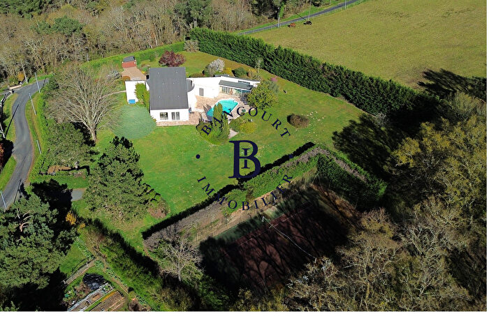 Maison à vendre - Cosnac - 7 pièces - 4 chambres