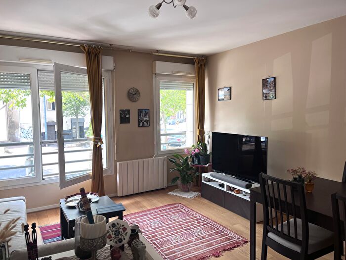 Appartement 2 pièces à Asnières-sur-Seine, à vendre
