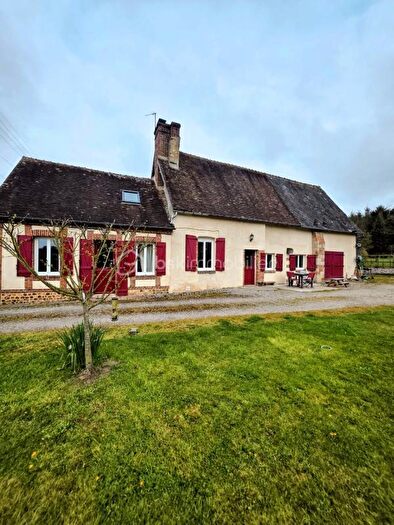 Sainte-Gauburge-Sainte-Colombe : Maison 3 pièces à vendre