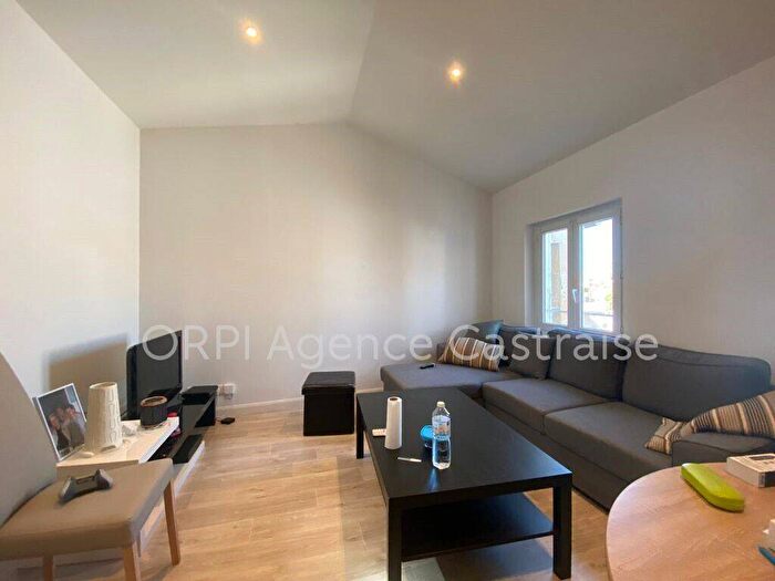 Centre Ville, Castres : Appartement 2 pièces à louer