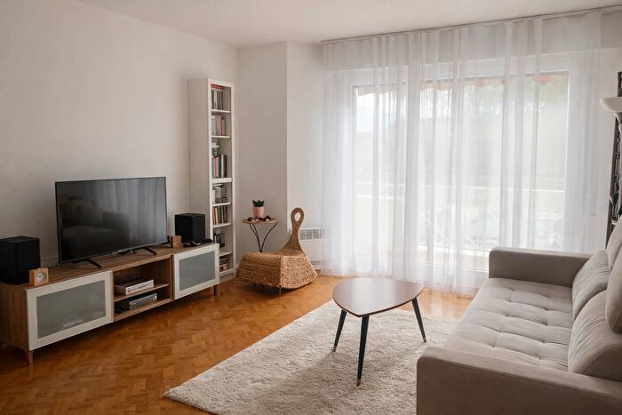 Appartement à vendre - Voisins-le-Bretonneux - 2 pièces - 1 chambre