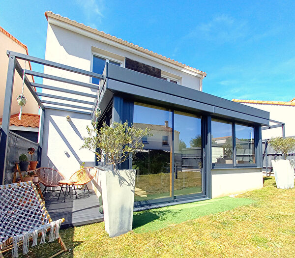 Maison à vendre - Le Loroux-Bottereau - 5 pièces - 3 chambres