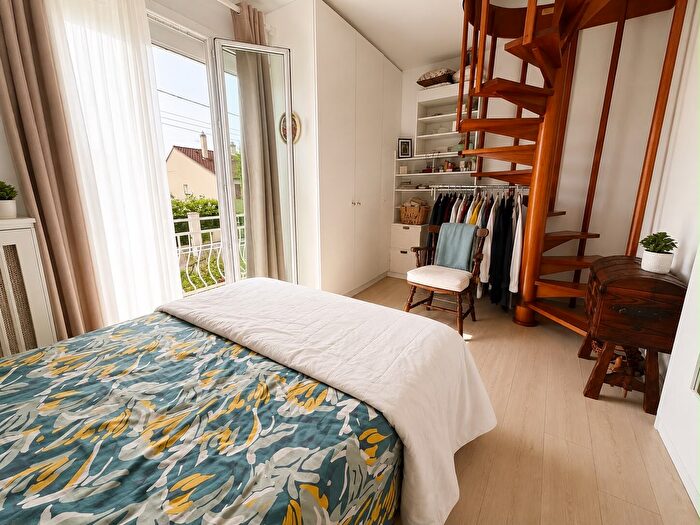 Maison 5 pièces à Morangis, à vendre