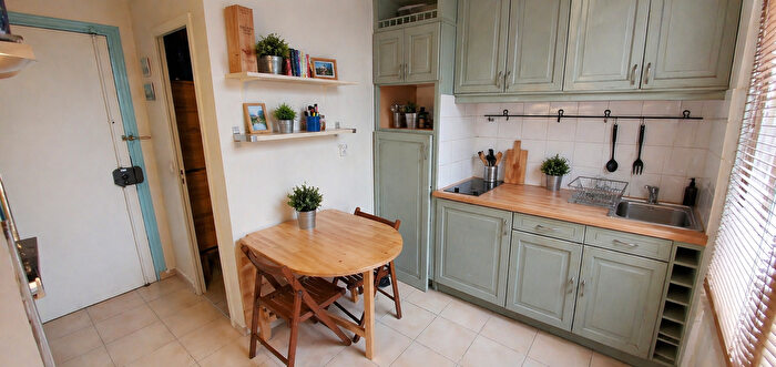Paris 18ème, Jules Joffrin : Appartement 1 pièce à vendre