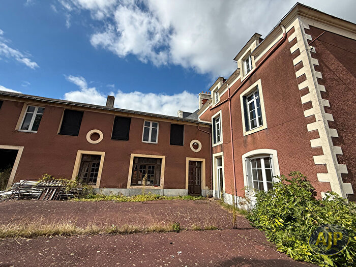 Maison à vendre - Nort-sur-Erdre - 10 pièces - 9 chambres