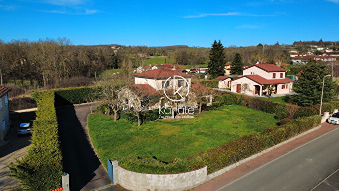 Maison à vendre - Balbigny - 7 pièces - 3 chambres